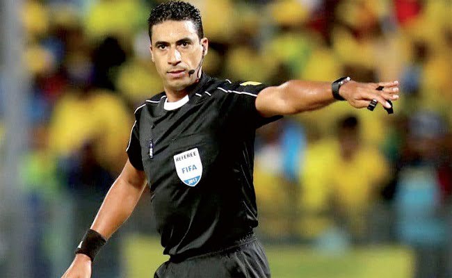AL NASR # SALITAS FC (COUPE CAF): un trio égyptien au sifflet - Letalon ...